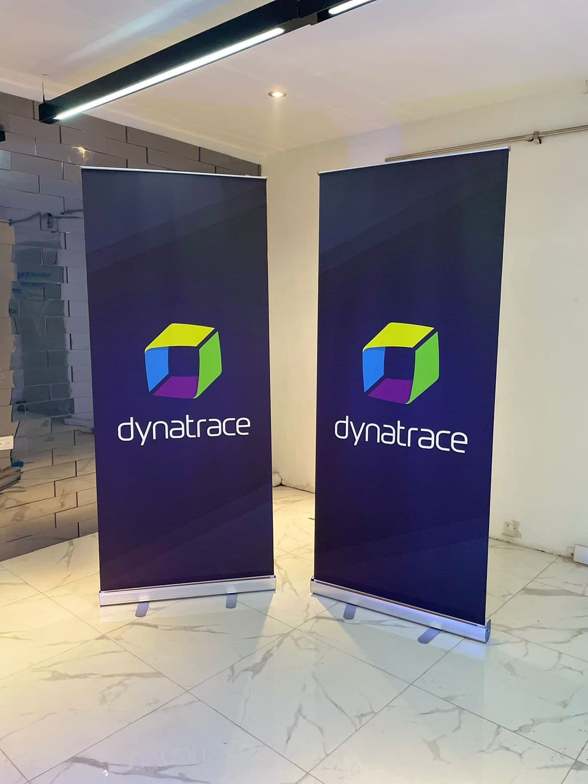 Impresión de Banners y Banderas Publicitarias en Monterrey | Punto Clave